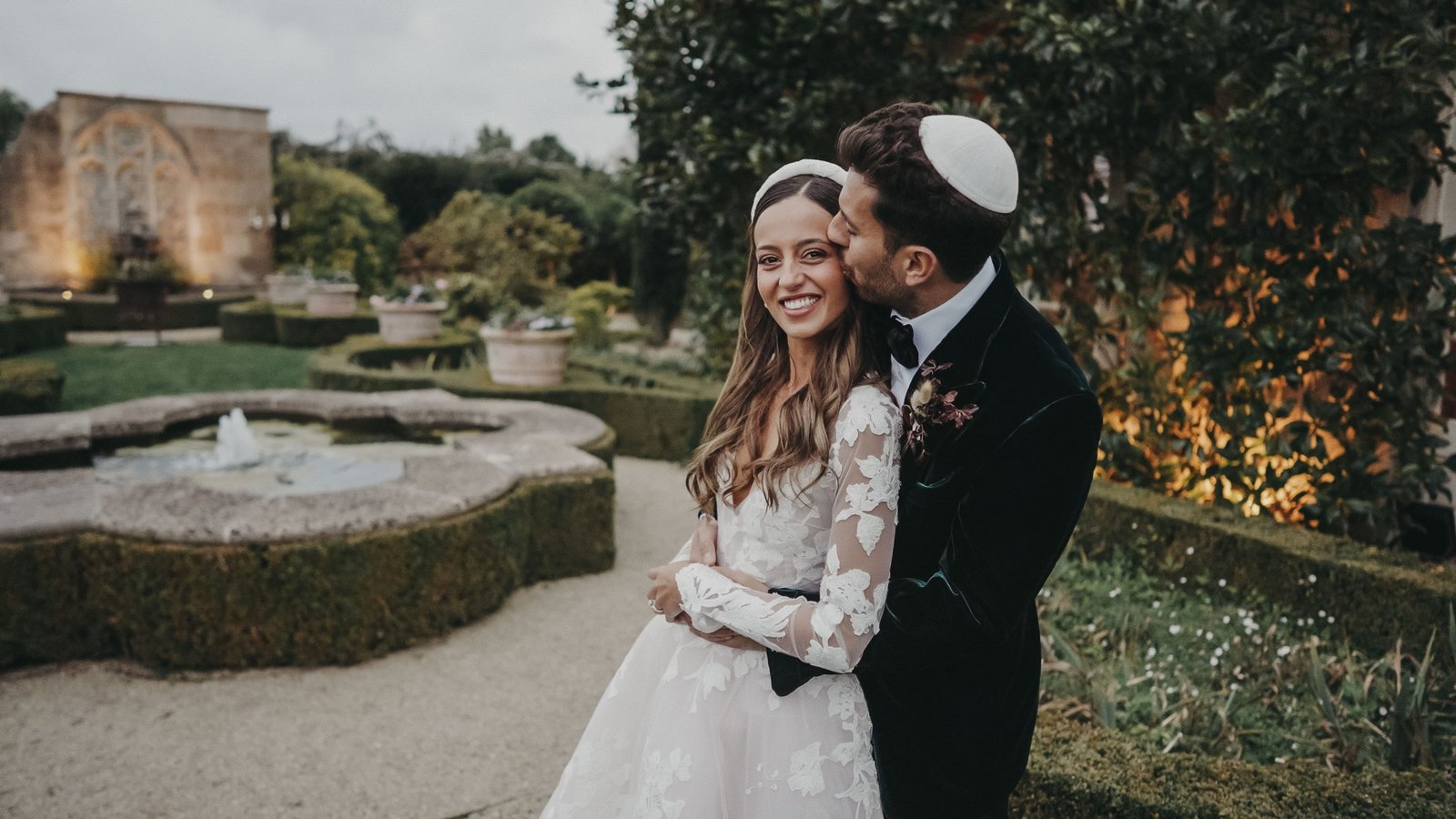 Euridge Manor, Wiltshire // Imogen + Joshua - London Wedding ...